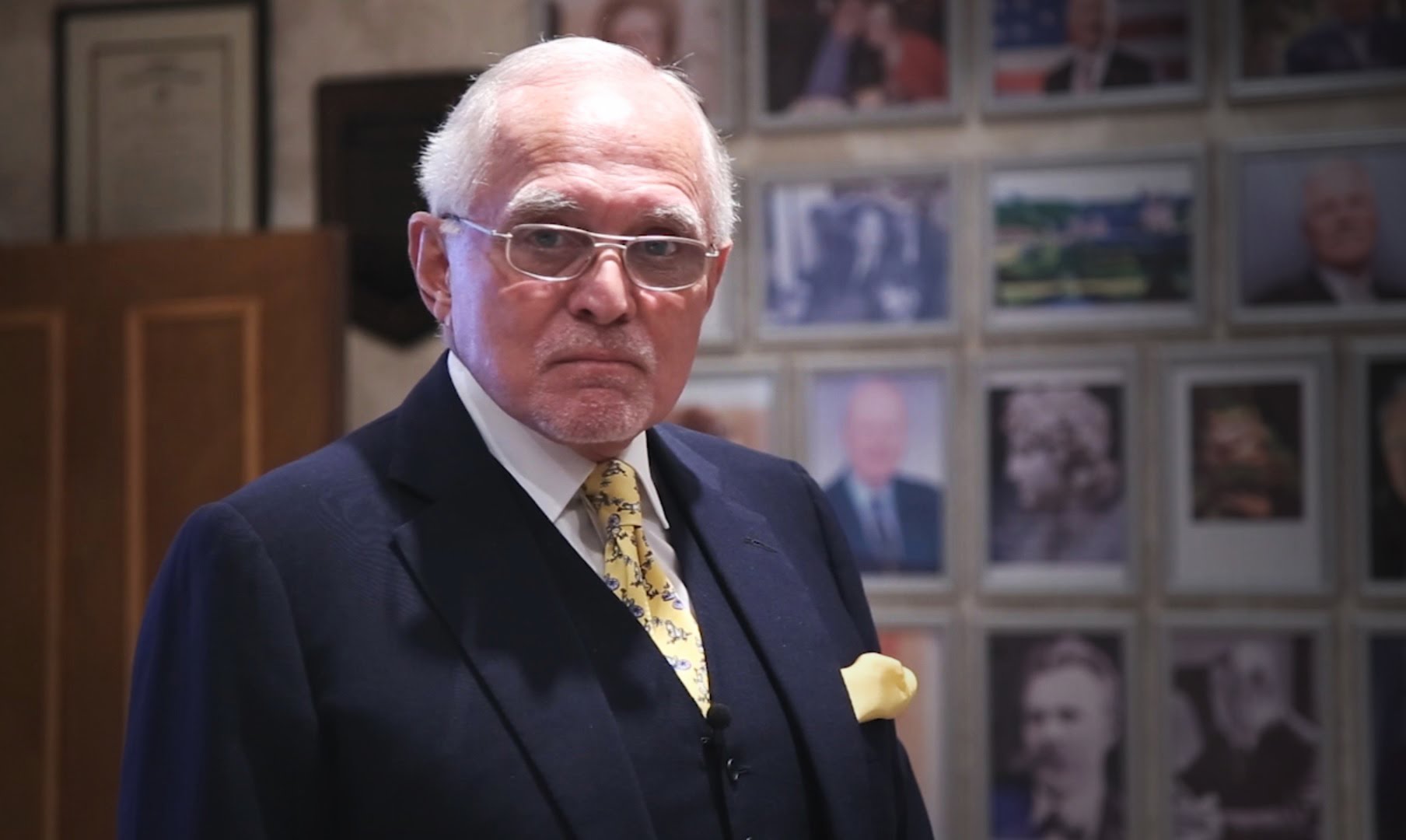 35 Best Dan Peña Quotes On Entrepreneurship - BrilliantRead Media