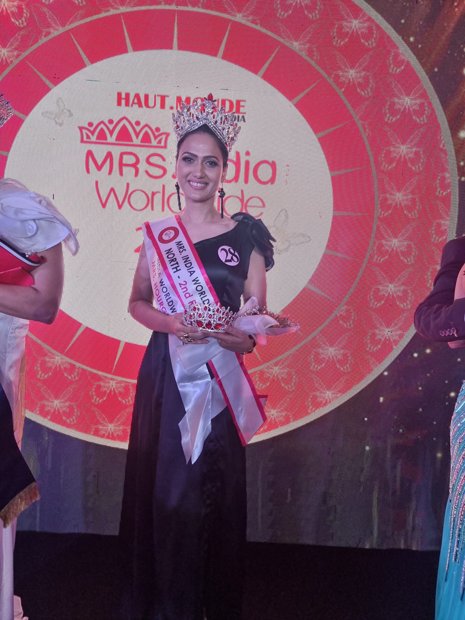 Interview with Komal Nirula | Entrepreneur | Artist | Mrs. India Worldwide 2022 N | Owner at ...